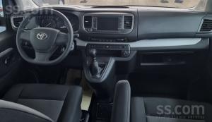 Grey Toyota Proace 2023 in Ogre, with an engine capacity of 2.00 L and mileage of 44 thousand km for 28500 €, photo 8 on AUTOMOTO.COM.LV