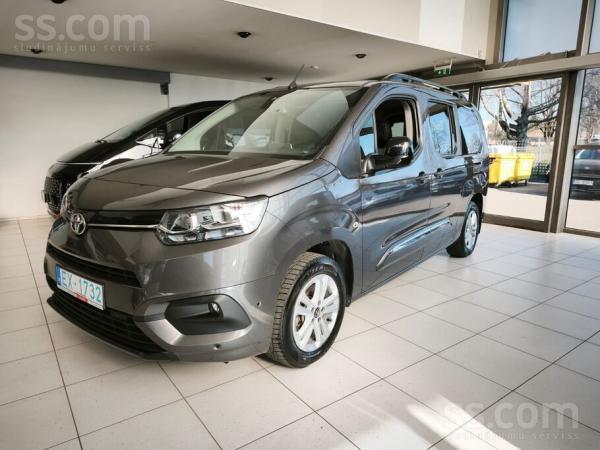Pelēks Toyota Proace 2023 Rīga, ar dzinēja tilpumu 2.00 L un nobraukumu 30 tūkst. km par 28900 €, foto 1 vietnē AUTOMOTO.COM.LV