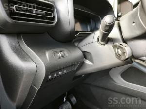 Grey Toyota Proace 2023 in Riga, with an engine capacity of 2.00 L and mileage of 30 thousand km for 28900 €, photo 25 on AUTOMOTO.COM.LV