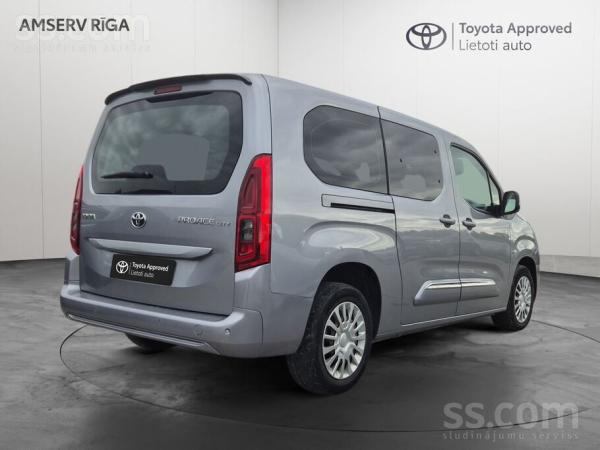 Grey Toyota Proace 2023 in Riga, with an engine capacity of 1.50 L and mileage of 76 thousand km for 20400 €, photo 2 on AUTOMOTO.COM.LV