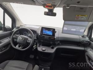 Серый Тойота Proace 2023 в Рига, объемом двигателя 1.50 л и пробегом 76 тыс. км за 20400 €, фото 9 на AUTOMOTO.COM.LV