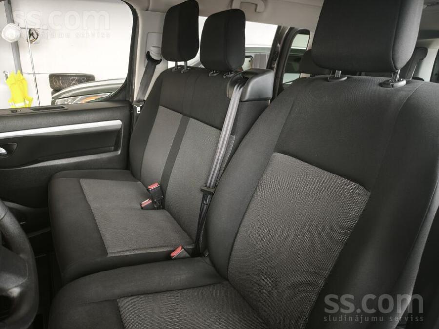 Grey Toyota Proace 2023 in Riga, with an engine capacity of 2.00 L and mileage of 100 thousand km for 32900 €, photo 13 on AUTOMOTO.COM.LV