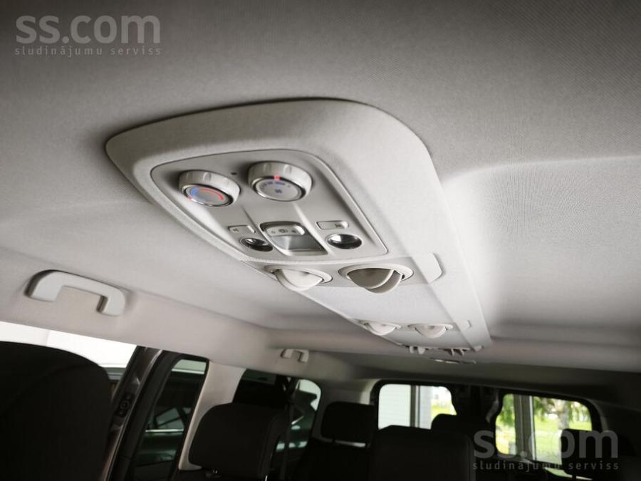 Grey Toyota Proace 2023 in Riga, with an engine capacity of 2.00 L and mileage of 100 thousand km for 32900 €, photo 21 on AUTOMOTO.COM.LV