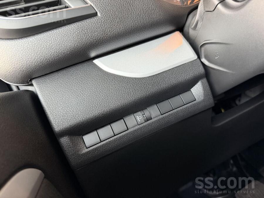 Pelēks Toyota Proace 2023 Rīga, ar dzinēja tilpumu 2.00 L un nobraukumu 98 tūkst. km par 30900 €, foto 18 vietnē AUTOMOTO.COM.LV