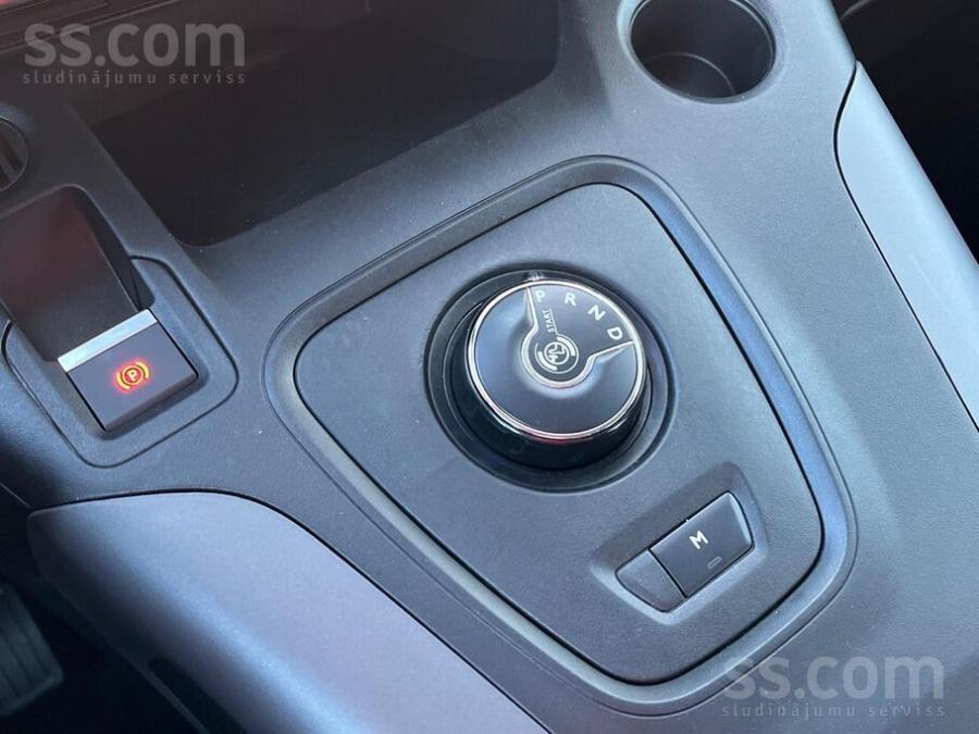 Grey Toyota Proace 2023 in Riga, with an engine capacity of 1.50 L and mileage of 127 thousand km for 16990 €, photo 17 on AUTOMOTO.COM.LV