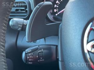 Grey Toyota Proace 2023 in Riga, with an engine capacity of 1.50 L and mileage of 127 thousand km for 16990 €, photo 21 on AUTOMOTO.COM.LV