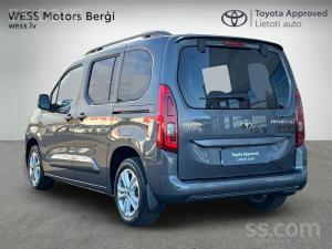 Grey Toyota Proace 2023 in Riga, with an engine capacity of 1.50 L and mileage of 127 thousand km for 16990 €, photo 26 on AUTOMOTO.COM.LV