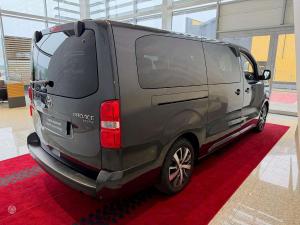 Grey Toyota Proace 2024 in Siauliai, with an engine capacity of 2.00 L and mileage of 15 thousand km for 41900 €, photo 4 on AUTOMOTO.COM.LV