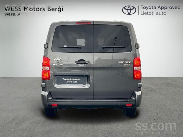 Серый Тойота Proace 2024 в Рига, объемом двигателя 2.00 л и пробегом 65 тыс. км за 35990 €, фото 4 на AUTOMOTO.COM.LV