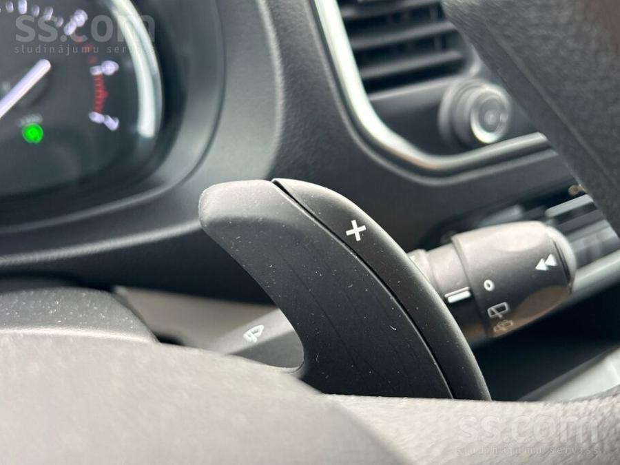 Pelēks Toyota Proace 2024 Rīga, ar dzinēja tilpumu 2.00 L un nobraukumu 65 tūkst. km par 35990 €, foto 17 vietnē AUTOMOTO.COM.LV