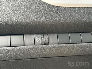 Pelēks Toyota Proace 2024 Rīga, ar dzinēja tilpumu 2.00 L un nobraukumu 65 tūkst. km par 35990 €, foto 24 vietnē AUTOMOTO.COM.LV