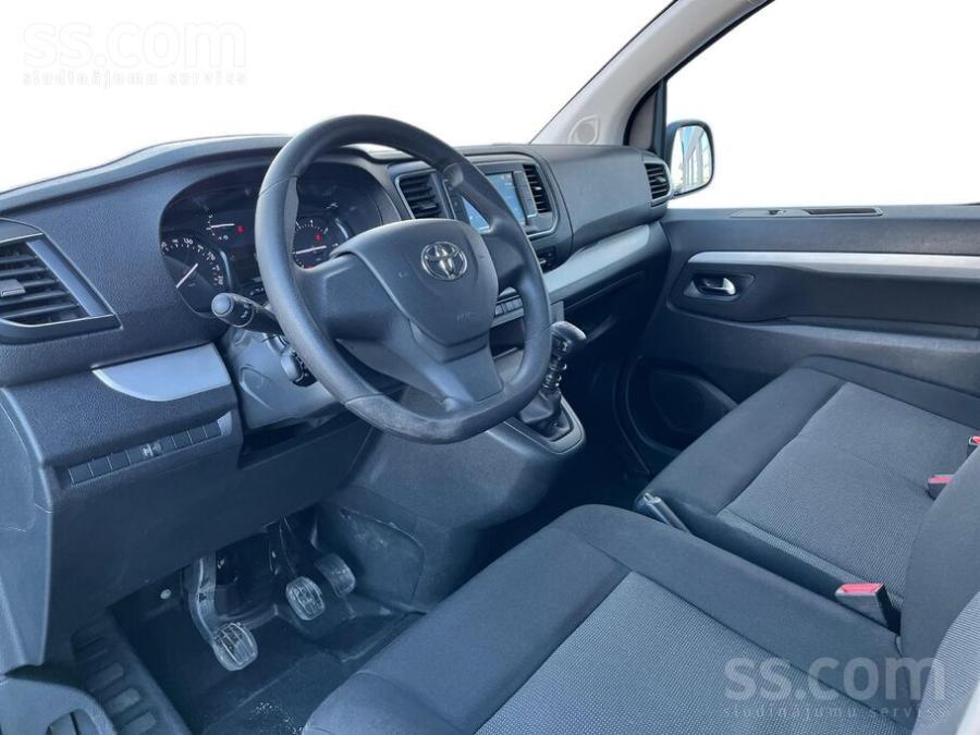 Pelēks Toyota Proace 2024 Rīga, ar dzinēja tilpumu 2.00 L un nobraukumu 63 tūkst. km par 31990 €, foto 12 vietnē AUTOMOTO.COM.LV