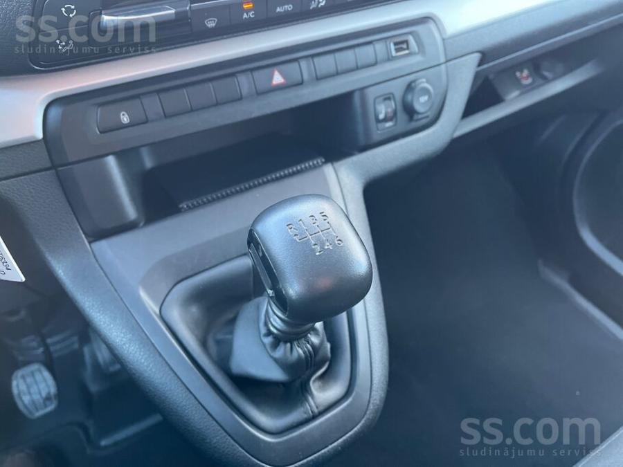 Pelēks Toyota Proace 2024 Rīga, ar dzinēja tilpumu 2.00 L un nobraukumu 63 tūkst. km par 31990 €, foto 16 vietnē AUTOMOTO.COM.LV