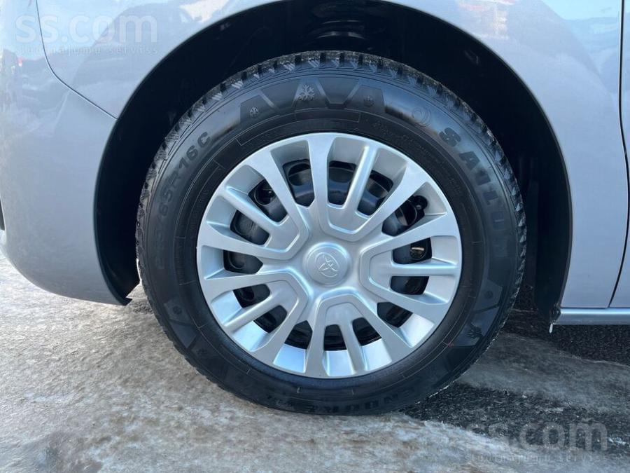 Pelēks Toyota Proace 2024 Rīga, ar dzinēja tilpumu 2.00 L un nobraukumu 63 tūkst. km par 31990 €, foto 20 vietnē AUTOMOTO.COM.LV