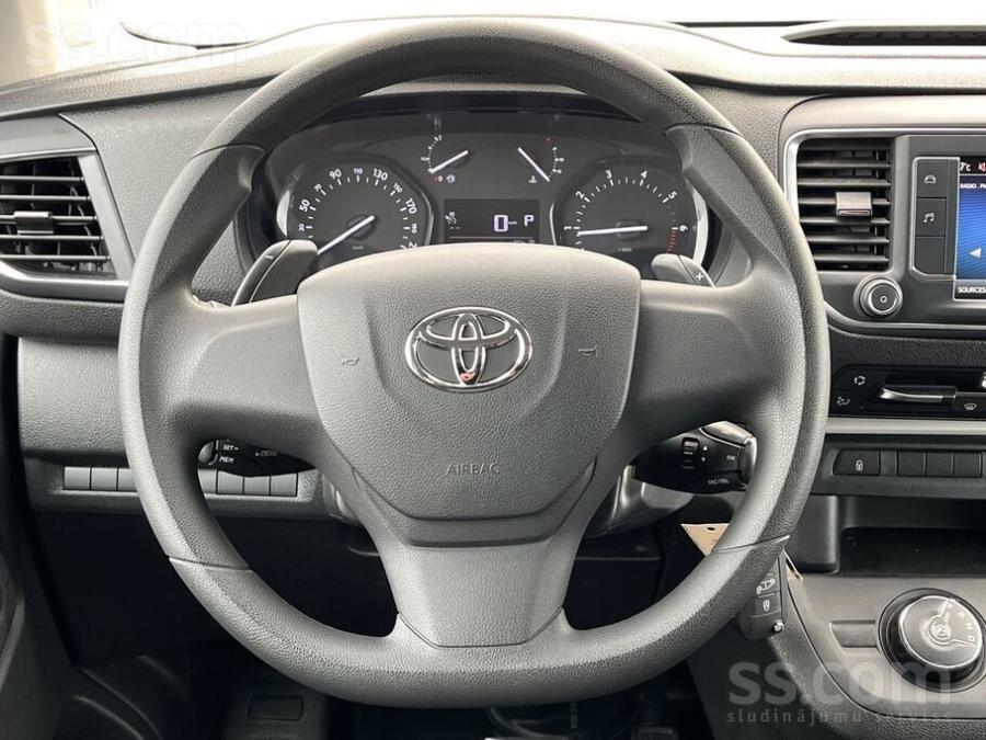Pelēks Toyota Proace 2024 Rīga, ar dzinēja tilpumu 2.00 L un nobraukumu 38 tūkst. km par 33990 €, foto 13 vietnē AUTOMOTO.COM.LV