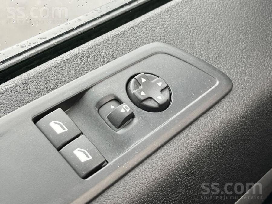 Pelēks Toyota Proace 2024 Rīga, ar dzinēja tilpumu 2.00 L un nobraukumu 38 tūkst. km par 33990 €, foto 19 vietnē AUTOMOTO.COM.LV