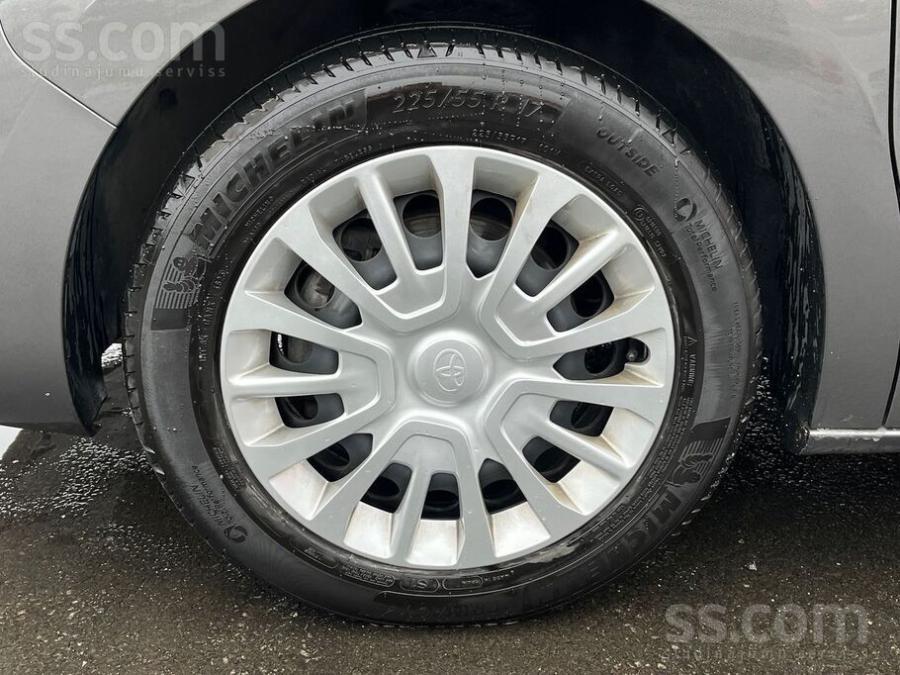 Pelēks Toyota Proace 2024 Rīga, ar dzinēja tilpumu 2.00 L un nobraukumu 38 tūkst. km par 33990 €, foto 20 vietnē AUTOMOTO.COM.LV