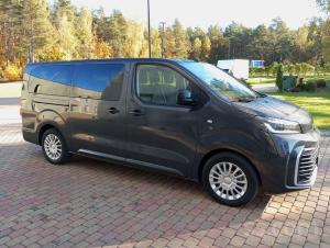 Grey Toyota Proace 2025 in Riga, with an engine capacity of 2.00 L and mileage of 0 thousand km for 45900 €, photo 3 on AUTOMOTO.COM.LV