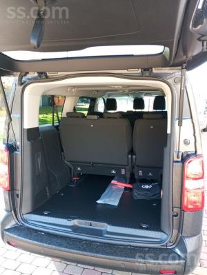 Grey Toyota Proace 2025 in Riga, with an engine capacity of 2.00 L and mileage of 0 thousand km for 45900 €, photo 15 on AUTOMOTO.COM.LV