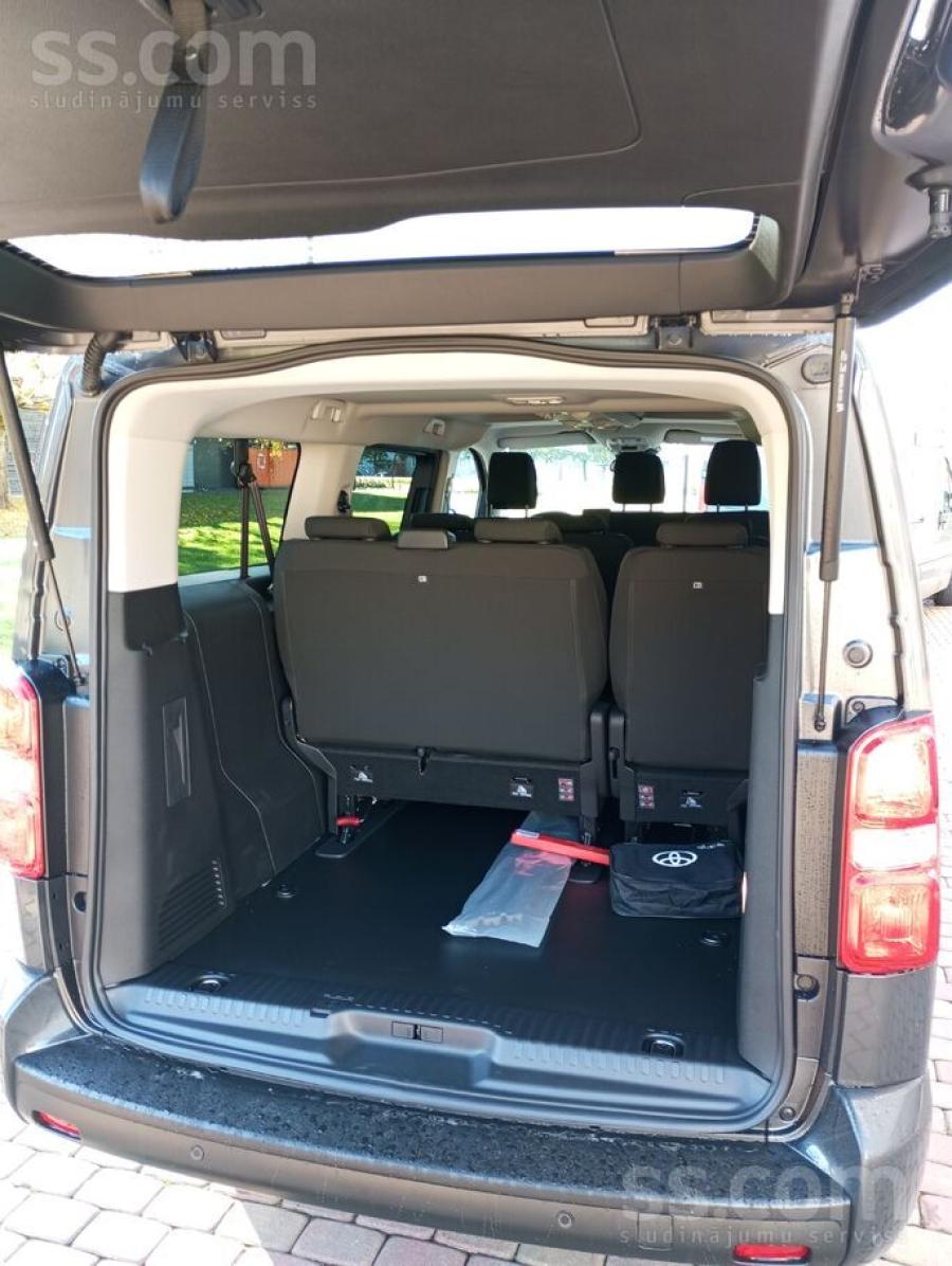 Grey Toyota Proace 2025 in Riga, with an engine capacity of 2.00 L and mileage of 0 thousand km for 45900 €, photo 15 on AUTOMOTO.COM.LV