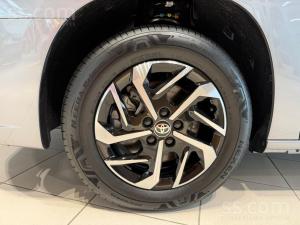 Pelēks Toyota Proace 2026 Rīga, ar dzinēja tilpumu 1.50 L un nobraukumu 0 tūkst. km par 32990 €, foto 13 vietnē AUTOMOTO.COM.LV