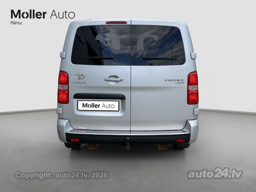 Pelēks Toyota Proace 2017 Pērnava, ar dzinēja tilpumu 2.00 L un nobraukumu 170 tūkst. km par 19500 €, foto 5 vietnē AUTOMOTO.COM.LV
