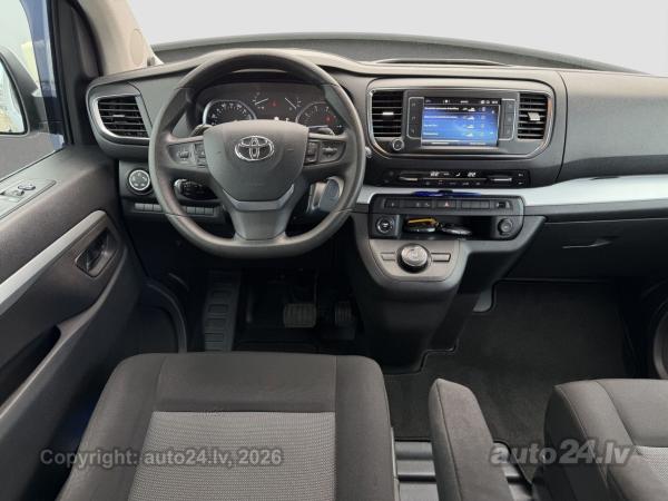 Pelēks Toyota Proace 2017 Pērnava, ar dzinēja tilpumu 2.00 L un nobraukumu 170 tūkst. km par 19500 €, foto 7 vietnē AUTOMOTO.COM.LV