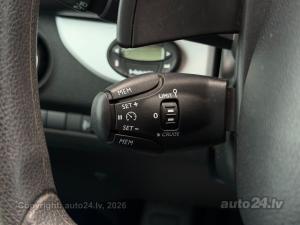 Pelēks Toyota Proace 2017 Pērnava, ar dzinēja tilpumu 2.00 L un nobraukumu 170 tūkst. km par 19500 €, foto 18 vietnē AUTOMOTO.COM.LV