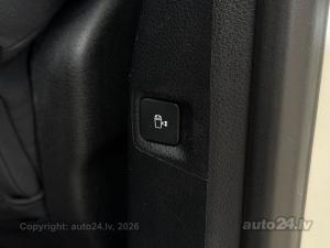 Pelēks Toyota Proace 2017 Pērnava, ar dzinēja tilpumu 2.00 L un nobraukumu 170 tūkst. km par 19500 €, foto 21 vietnē AUTOMOTO.COM.LV