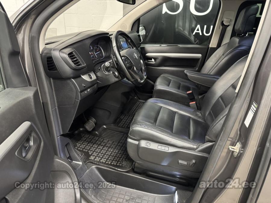 Grey Toyota Proace 2018 in Tallinn, with an engine capacity of 2.00 L and mileage of 178 thousand km for 23995 €, photo 10 on AUTOMOTO.COM.LV