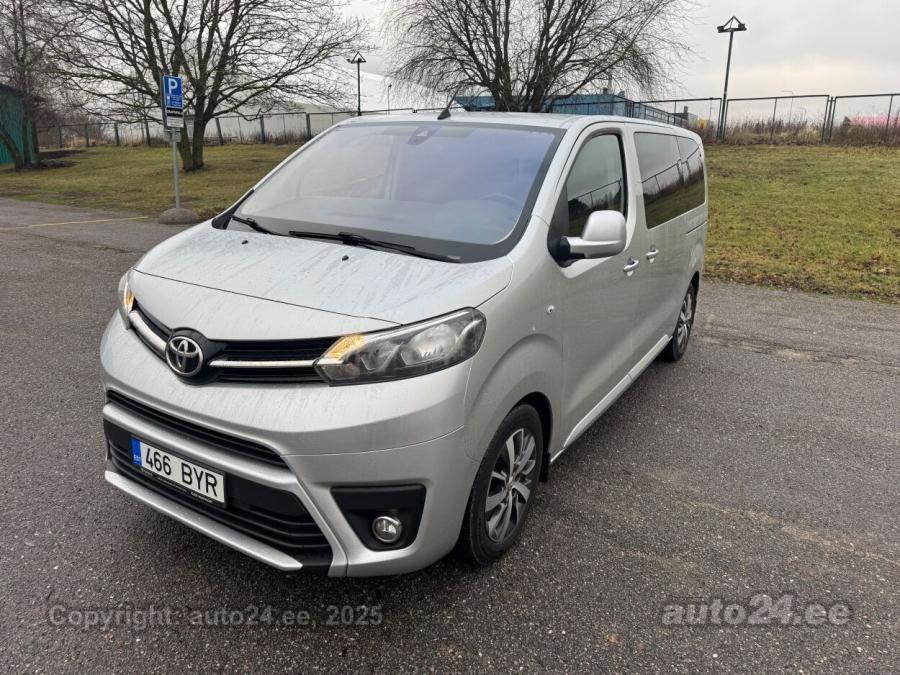 Grey Toyota Proace 2018 in Tallinn, with an engine capacity of 2.00 L and mileage of 249 thousand km for 18900 €, photo 3 on AUTOMOTO.COM.LV