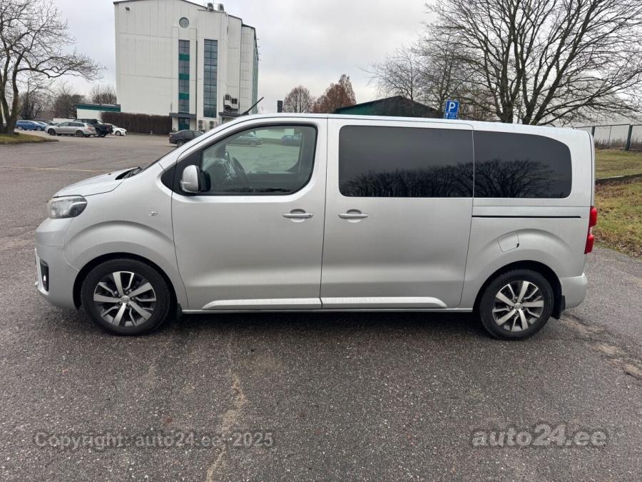 Grey Toyota Proace 2018 in Tallinn, with an engine capacity of 2.00 L and mileage of 249 thousand km for 18900 €, photo 4 on AUTOMOTO.COM.LV