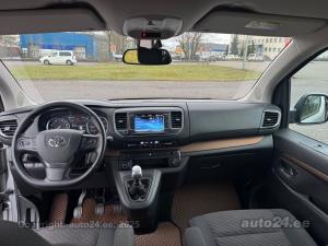 Grey Toyota Proace 2018 in Tallinn, with an engine capacity of 2.00 L and mileage of 249 thousand km for 18900 €, photo 11 on AUTOMOTO.COM.LV