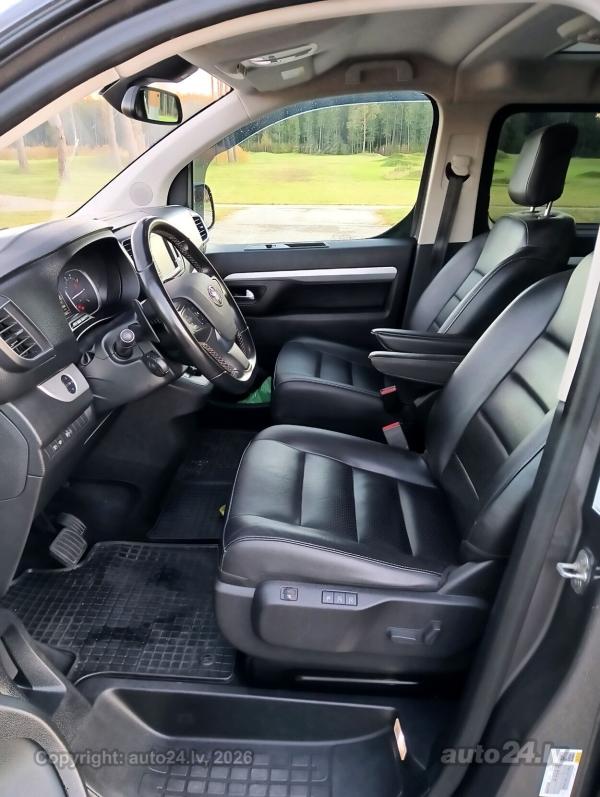 Grey Toyota Proace 2018 in Tallinn, with an engine capacity of 2.00 L and mileage of 185 thousand km for 26500 €, photo 7 on AUTOMOTO.COM.LV