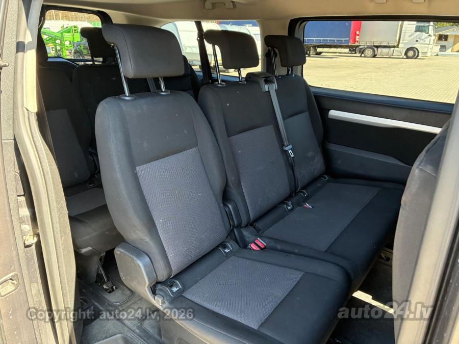 Pelēks Toyota Proace 2018 Pērnava, ar dzinēja tilpumu 2.00 L un nobraukumu 140 tūkst. km par 15900 €, foto 5 vietnē AUTOMOTO.COM.LV