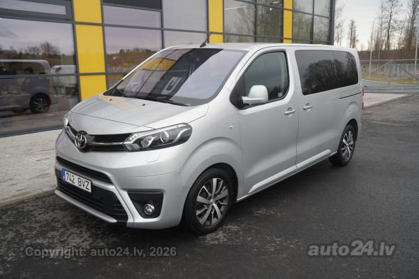 Grey Toyota Proace 2018 in Tallinn, with an engine capacity of 2.00 L and mileage of 181 thousand km for 19990 €, photo 1 on AUTOMOTO.COM.LV