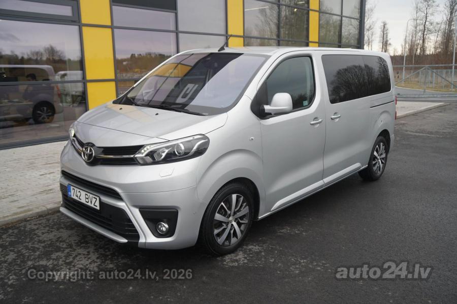Grey Toyota Proace 2018 in Tallinn, with an engine capacity of 2.00 L and mileage of 181 thousand km for 19990 €, photo 1 on AUTOMOTO.COM.LV