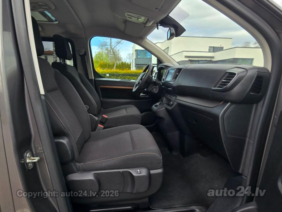 Pelēks Toyota Proace 2018 Tallina, ar dzinēja tilpumu 2.00 L un nobraukumu 274 tūkst. km par 15990 €, foto 12 vietnē AUTOMOTO.COM.LV