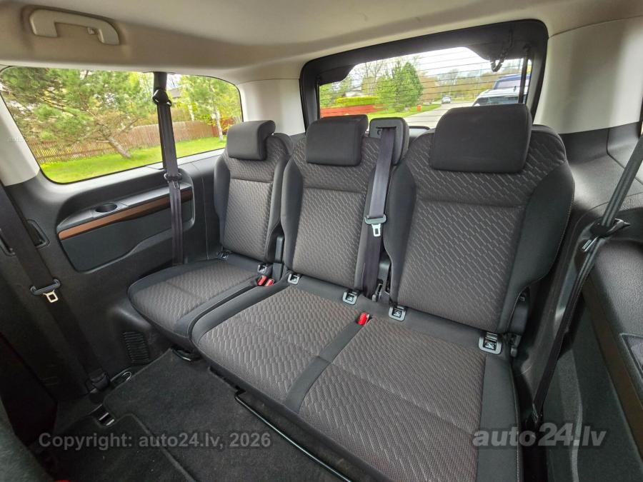 Pelēks Toyota Proace 2018 Tallina, ar dzinēja tilpumu 2.00 L un nobraukumu 274 tūkst. km par 15990 €, foto 15 vietnē AUTOMOTO.COM.LV