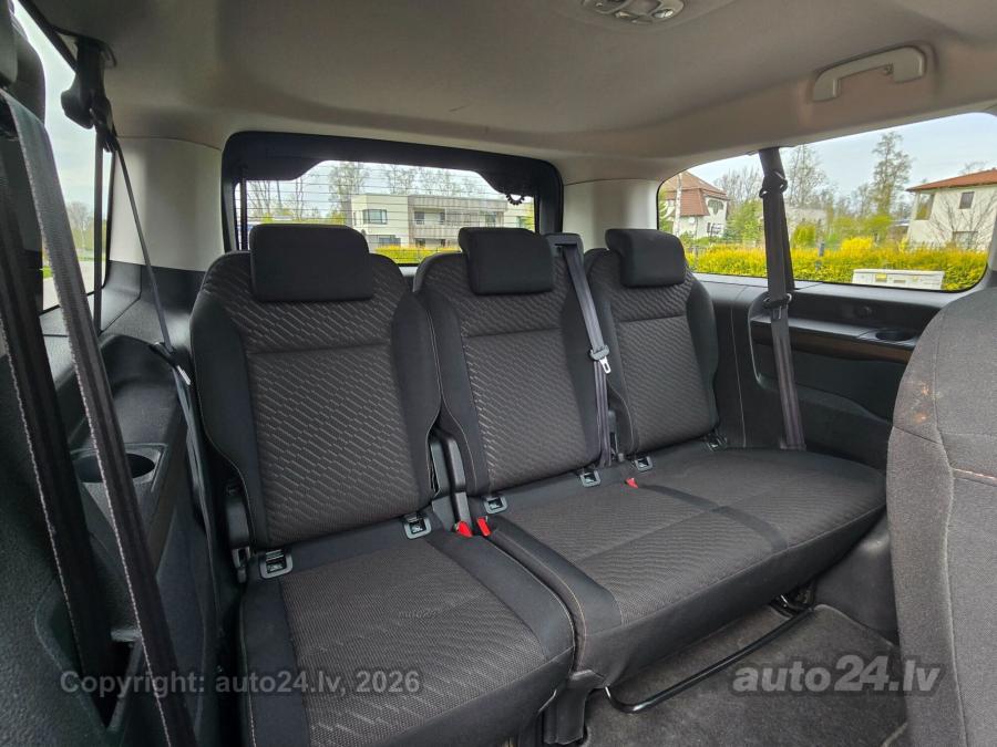 Pelēks Toyota Proace 2018 Tallina, ar dzinēja tilpumu 2.00 L un nobraukumu 274 tūkst. km par 15990 €, foto 16 vietnē AUTOMOTO.COM.LV