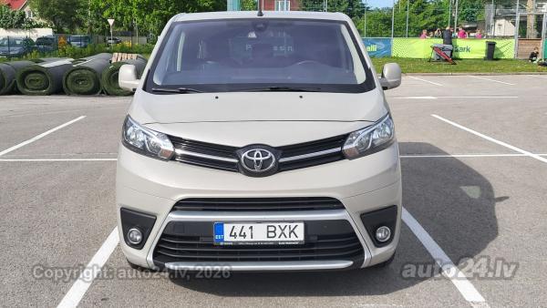 Pelēks Toyota Proace 2018 Tallina, ar dzinēja tilpumu 2.00 L un nobraukumu 174 tūkst. km par 12990 €, foto 1 vietnē AUTOMOTO.COM.LV