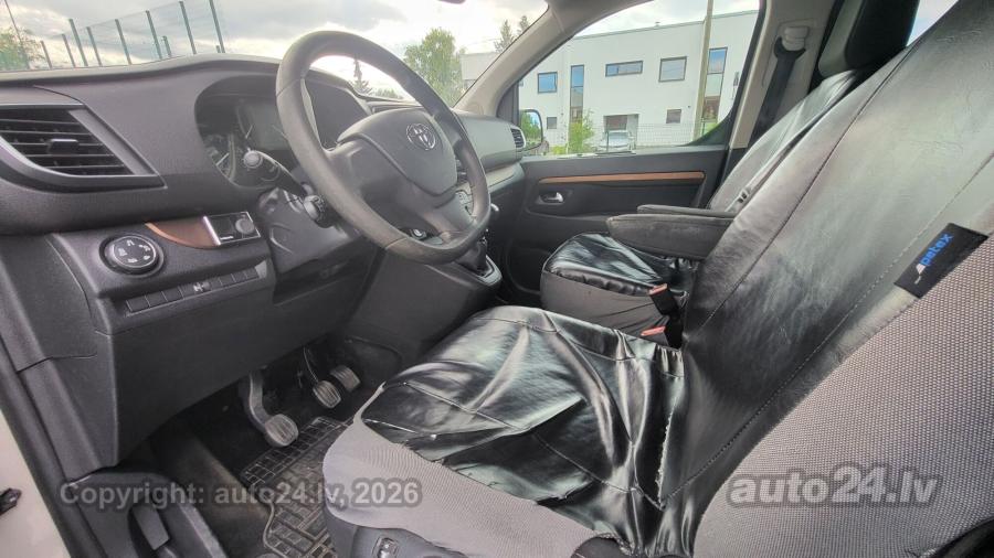 Pelēks Toyota Proace 2018 Tallina, ar dzinēja tilpumu 2.00 L un nobraukumu 174 tūkst. km par 12990 €, foto 10 vietnē AUTOMOTO.COM.LV
