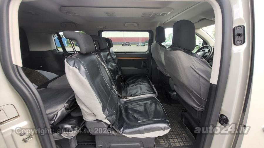 Pelēks Toyota Proace 2018 Tallina, ar dzinēja tilpumu 2.00 L un nobraukumu 174 tūkst. km par 12990 €, foto 16 vietnē AUTOMOTO.COM.LV