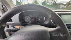 Pelēks Toyota Proace 2018 Tallina, ar dzinēja tilpumu 2.00 L un nobraukumu 174 tūkst. km par 12990 €, foto 19 vietnē AUTOMOTO.COM.LV