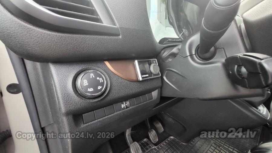 Pelēks Toyota Proace 2018 Tallina, ar dzinēja tilpumu 2.00 L un nobraukumu 174 tūkst. km par 12990 €, foto 22 vietnē AUTOMOTO.COM.LV
