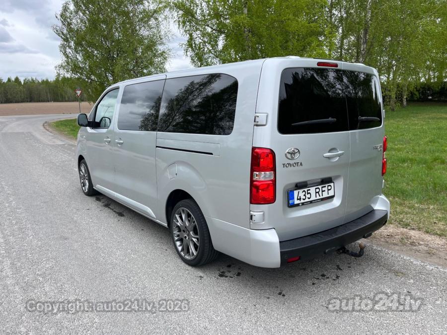 Grey Toyota Proace 2019 in Tallinn, with an engine capacity of 2.00 L and mileage of 131 thousand km for 18900 €, photo 5 on AUTOMOTO.COM.LV