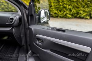 Pelēks Toyota Proace 2019 Tallina, ar dzinēja tilpumu 2.00 L un nobraukumu 79 tūkst. km par 19999 €, foto 19 vietnē AUTOMOTO.COM.LV