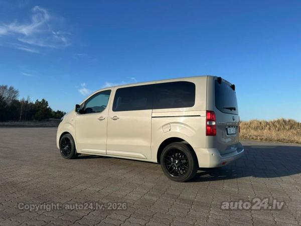 Pelēks Toyota Proace 2020 Tallina, ar dzinēja tilpumu 2.00 L un nobraukumu 86 tūkst. km par 24500 €, foto 3 vietnē AUTOMOTO.COM.LV