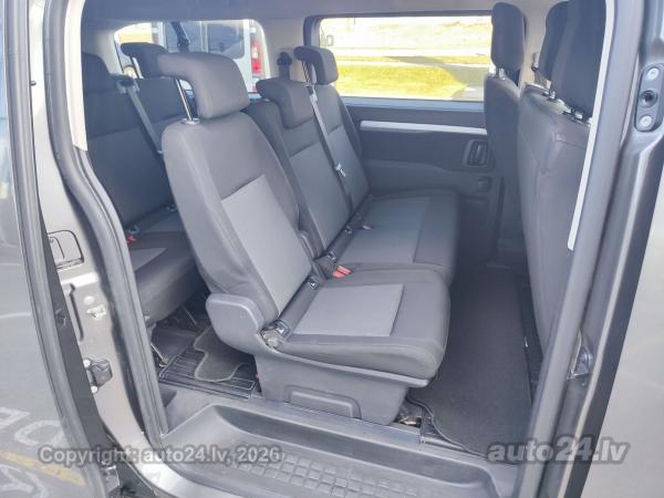 Grey Toyota Proace 2021 in Tartu, with an engine capacity of 2.00 L and mileage of 195 thousand km for 17990 €, photo 7 on AUTOMOTO.COM.LV