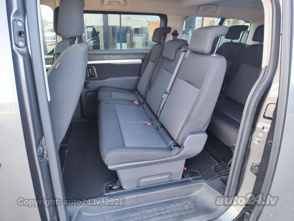 Grey Toyota Proace 2021 in Tartu, with an engine capacity of 2.00 L and mileage of 195 thousand km for 17990 €, photo 8 on AUTOMOTO.COM.LV